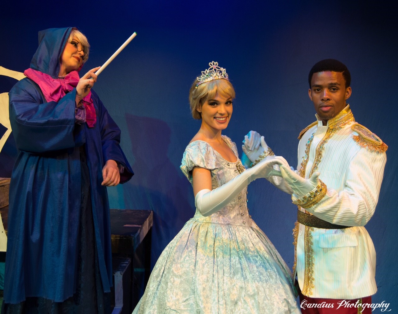 {{{REVIEW}}} Disney’s Cinderella Kids | Two Dads and a Kid